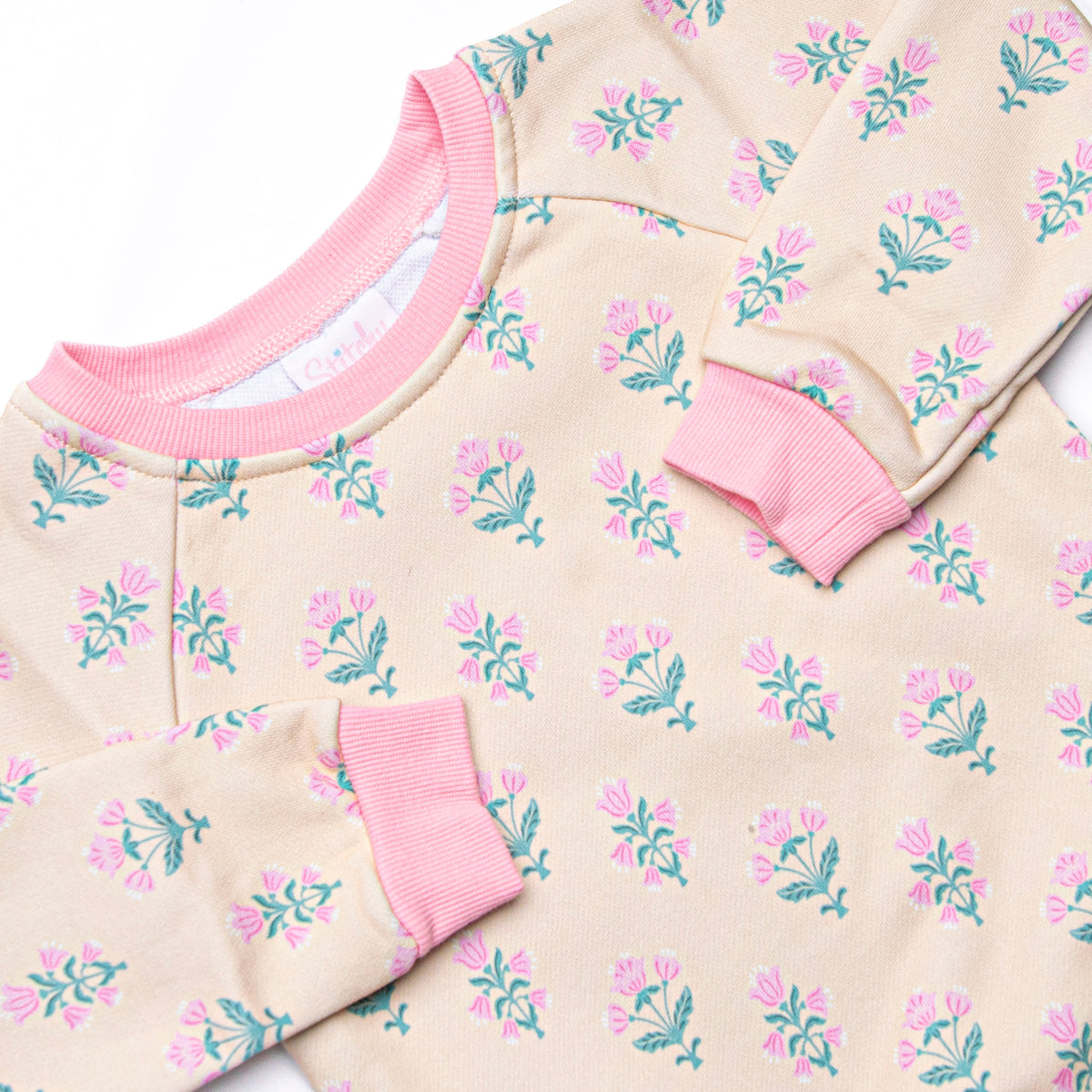 Buttercup Bundle Sweatshirt, Yellow – Stitchy Fish
